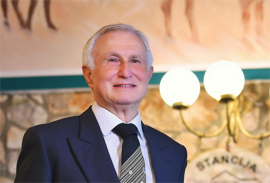 Preminuo je prof. Ratko Benazić – nogometni klub RUDAR